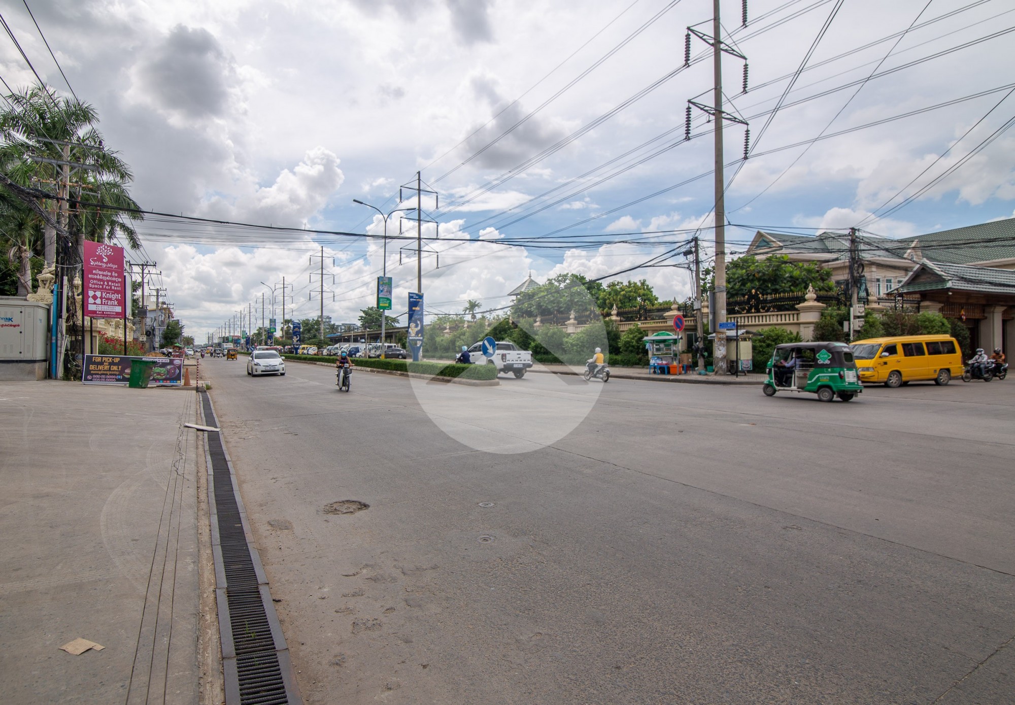 380 Sqm Office Space For Rent - Teuk Thla, Phnom Penh - IPS Commercial